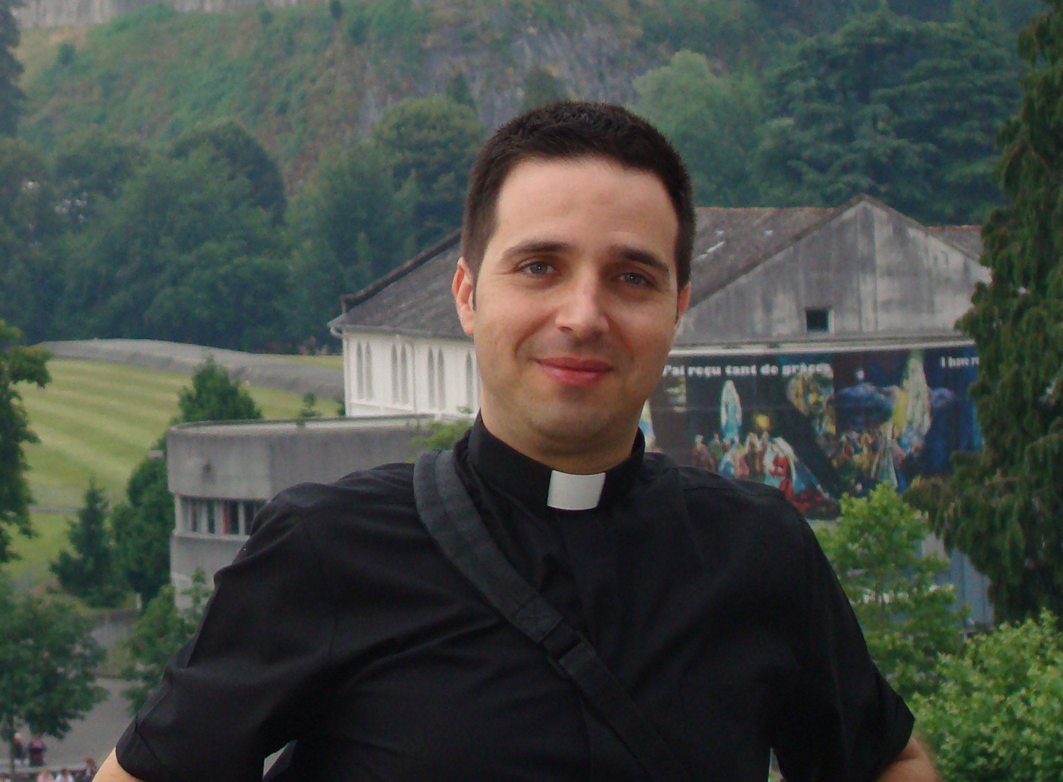 “Hay un sentimiento de un profundo respeto hacia el hecho religioso de ...